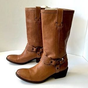 Frye | Shoes | Frye Carson Belted Harness Leather Boots Cognac Size 7b ...